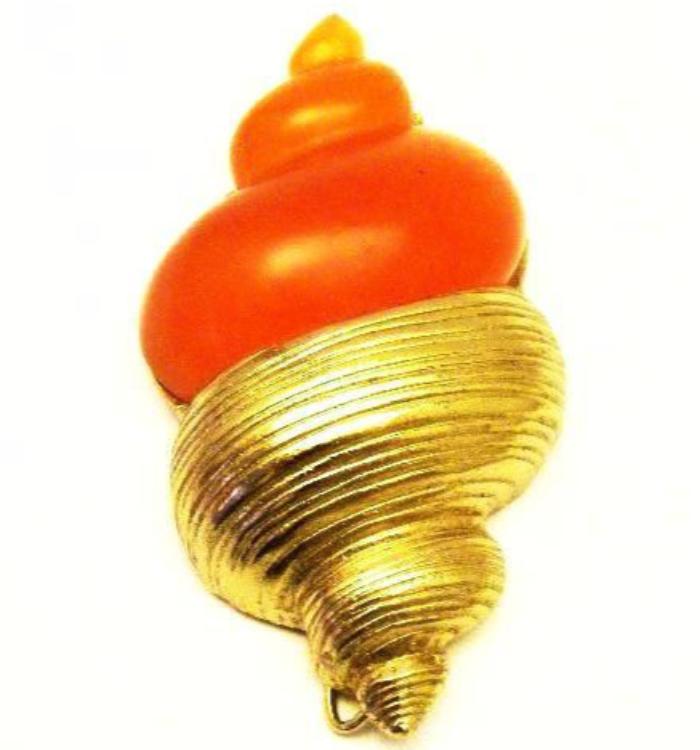 Vintage Dior Seashell Brooch - VeryVintage – Very Vintage